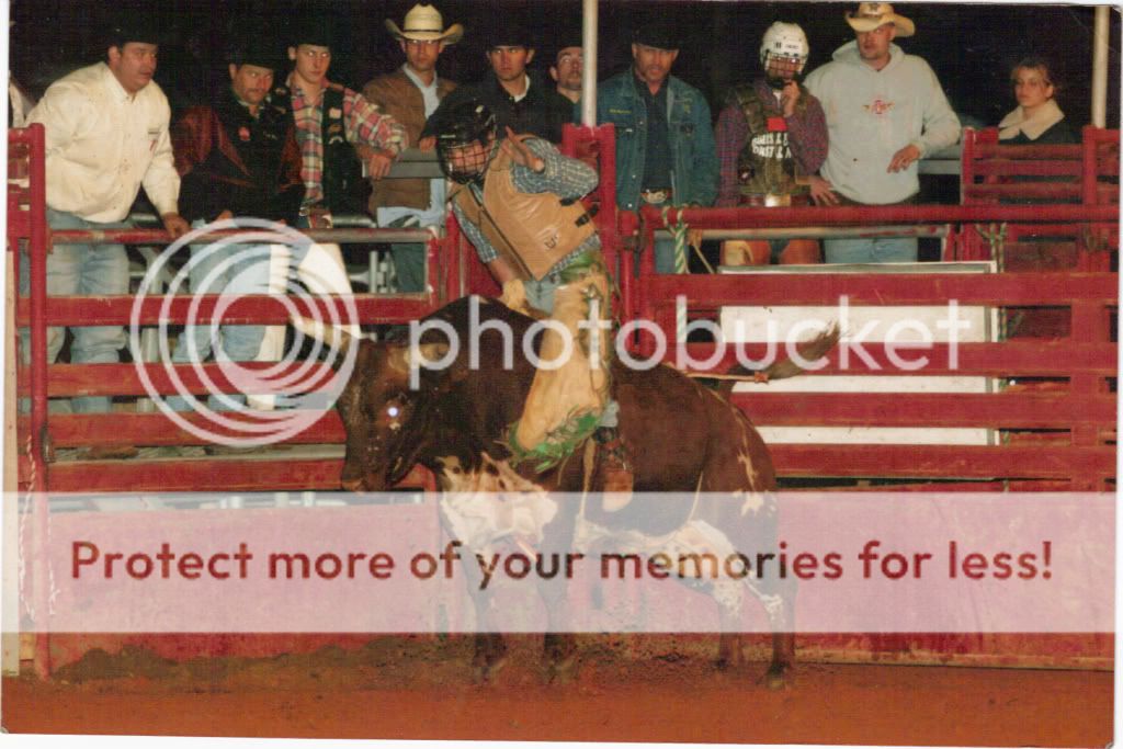 I love how all motorcycle riders wave at each other.... > General ...